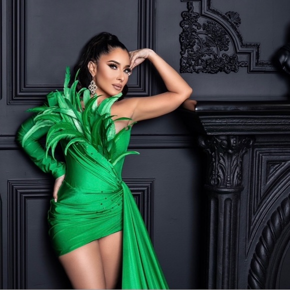 Albina Dyla | Dresses | Albina Dyla Green Short Dress That Has The Most ...